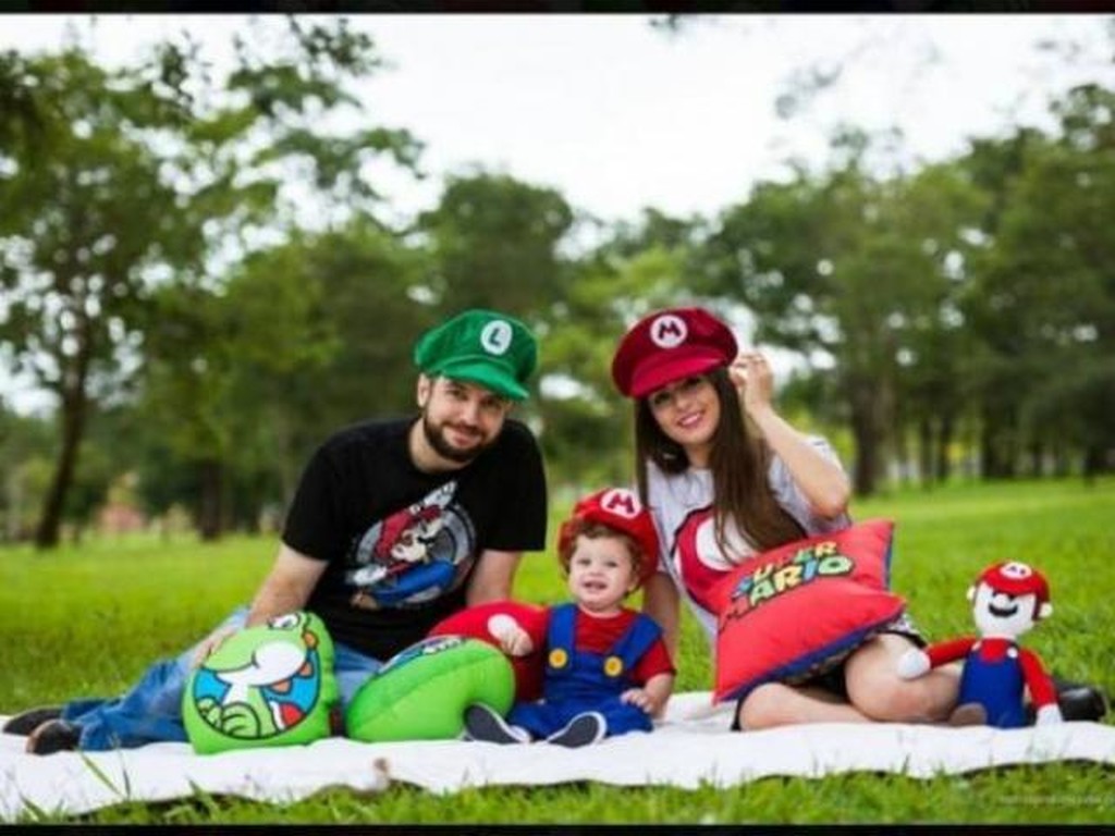 Fãs de Super Mario, pais se divertem em ensaio e festa de 1 ano do ...