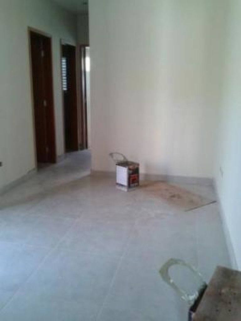 Em 2 meses e com orçamento enxuto, cor e gesso mudam identidade de ...