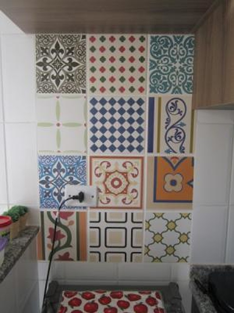 Em 2 meses e com orçamento enxuto, cor e gesso mudam identidade de ...