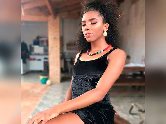 Vestida pela quebrada, Alanys levou a periferia para formatura de ...