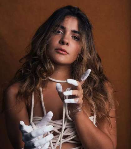 Pilar Lança EP "Confluir" Misturando Ritmos e Idiomas | Instagram e Spotify