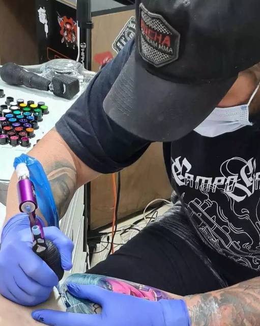 Mesmo a pressa como inimiga, Flávio levou 1º lugar após tattoo de 12 ...