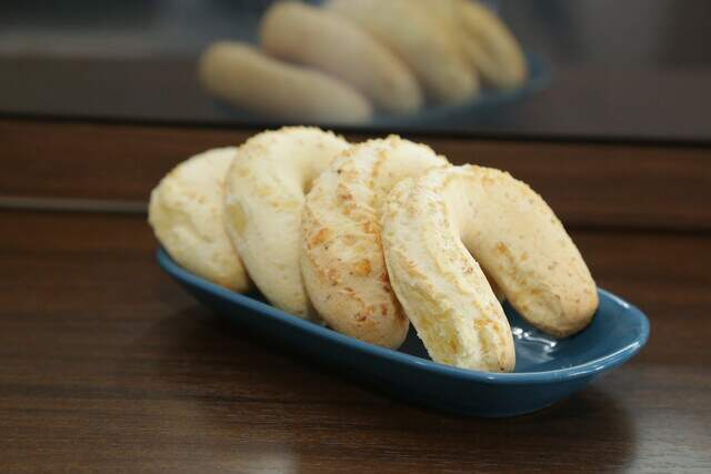 Além da original com linguiça ou Nutella, dentista faz chipa guasú ...
