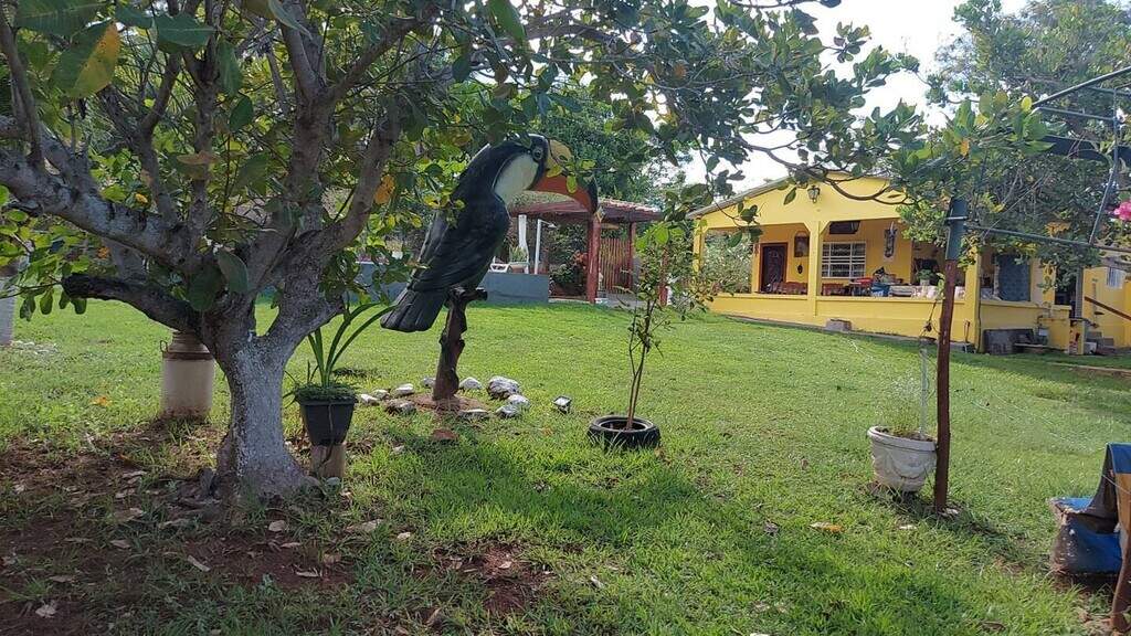 Rosana serve ‘dias de paz’ em rancho com trilha e rio por perto ... Rosana serve ‘dias de paz’ em rancho com trilha e rio por perto ...