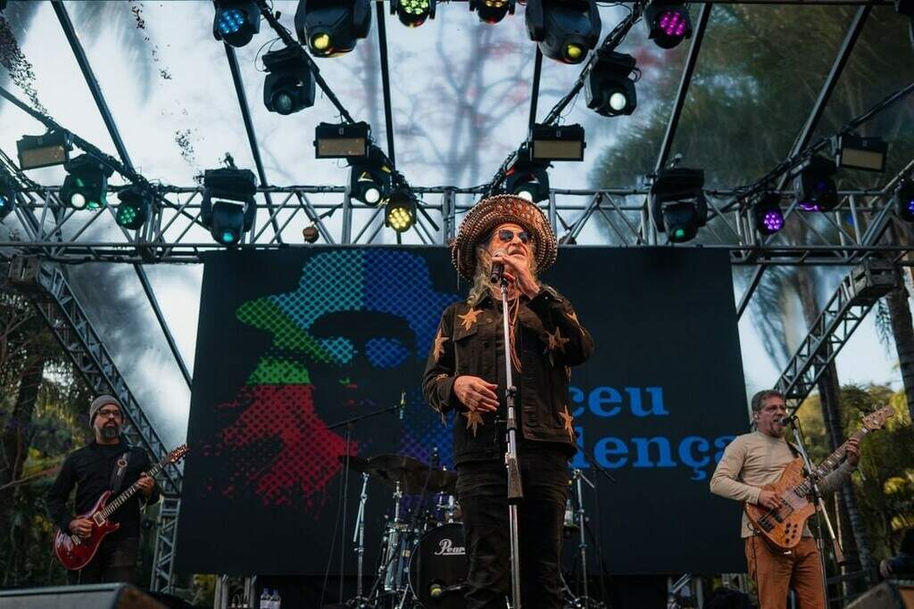 Alceu Valença volta a Campo Grande com show 'Anunciação' - Diversão ...
