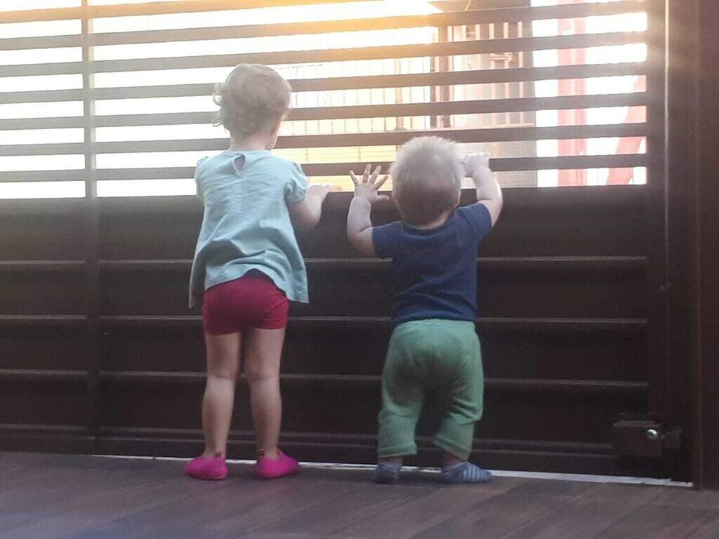 Querida Ex Vizinha Me Desculpe Por Ter Te Achado Uma Louca Varrida Comportamento Campo