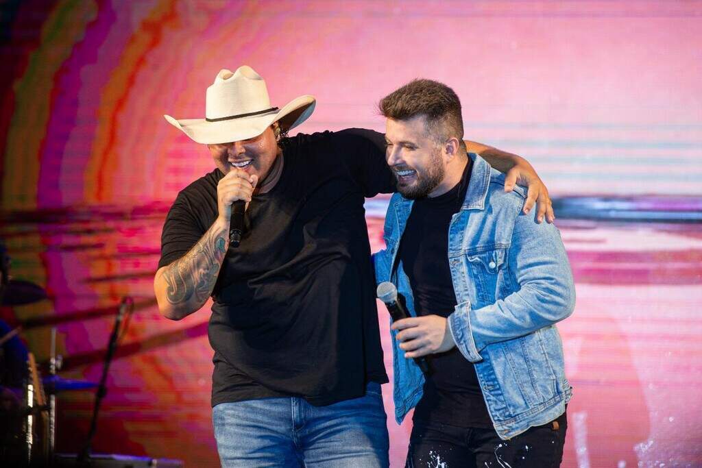 Conrado Retoma Carreira Após Acidente: Recuperação, Música e Homenagem ...