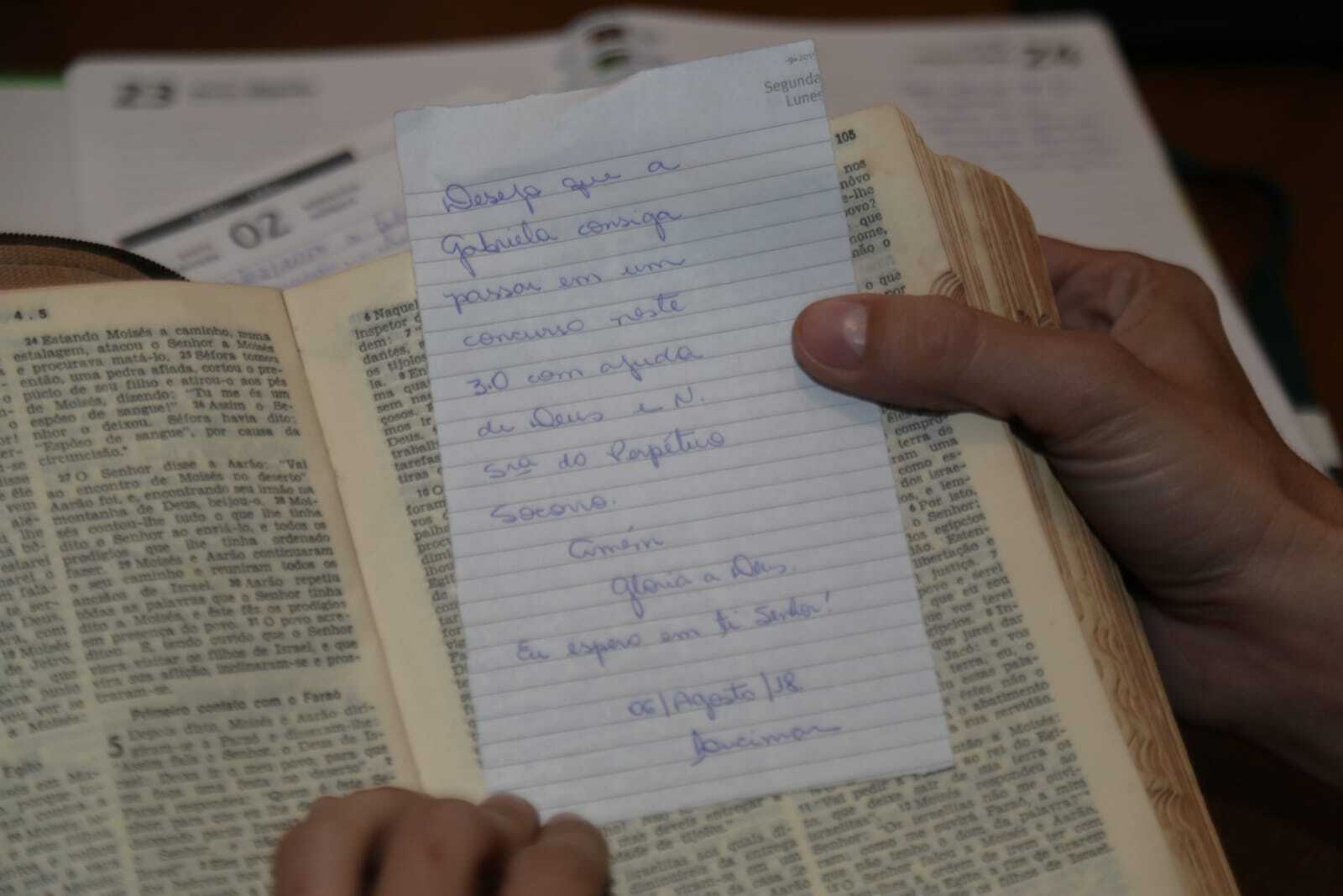 Antes de partir igual passarinho, Lucimar anotou cada passo da filha ...