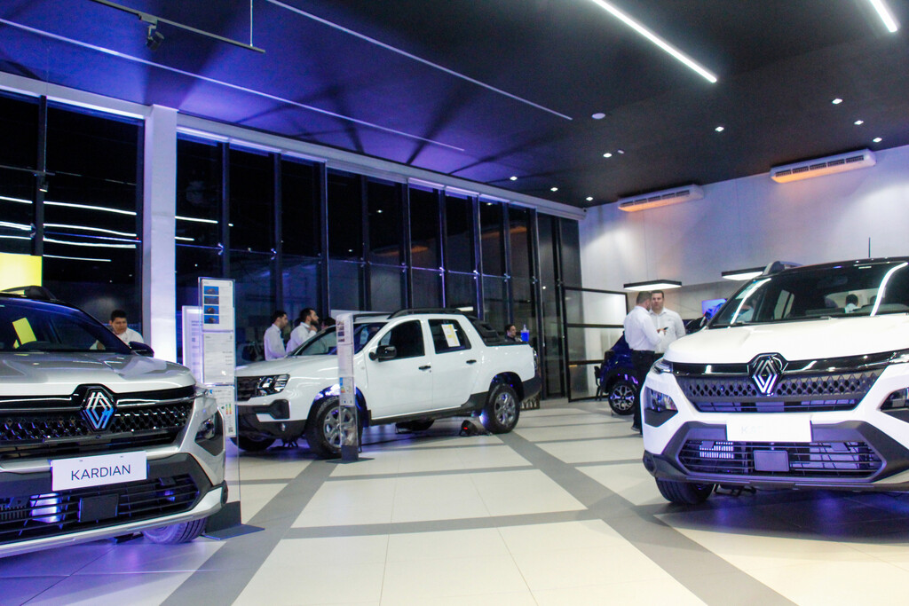 Guará Renault inaugura 1ª loja no padrão francês da marca em Campo Grande