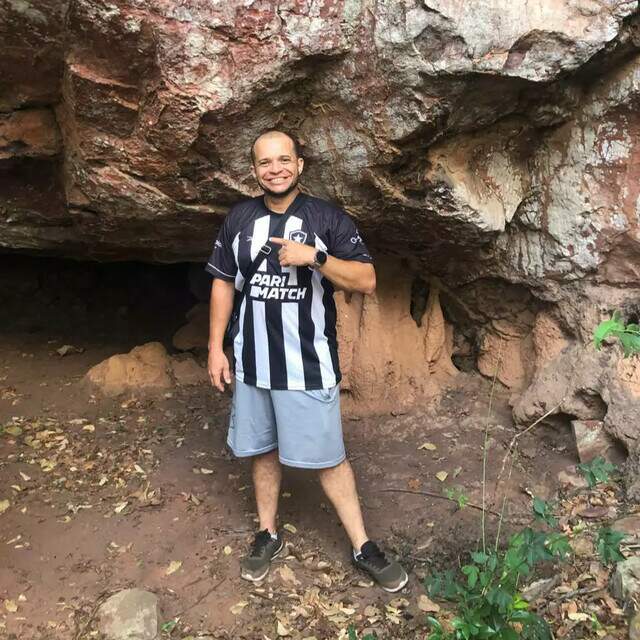 Professor morre após cirurgia cervical em Campo Grande; família alega ...