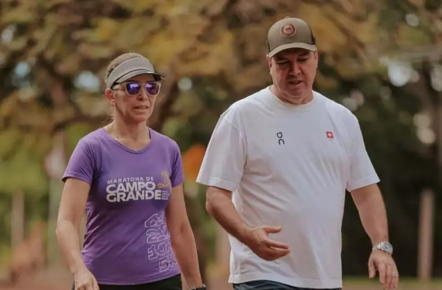 Primeira-dama brinca sobre treino de Riedel para Corrida dos Poderes