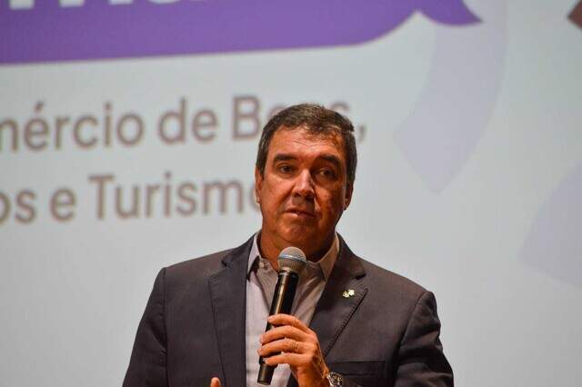 Riedel se reúne com prefeitos na Marcha à Brasília